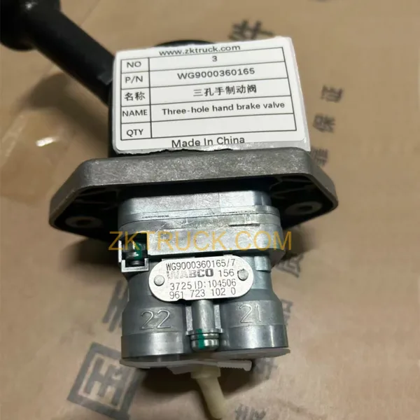 HOWO A7 brake valve WG9000360165 - zktruck